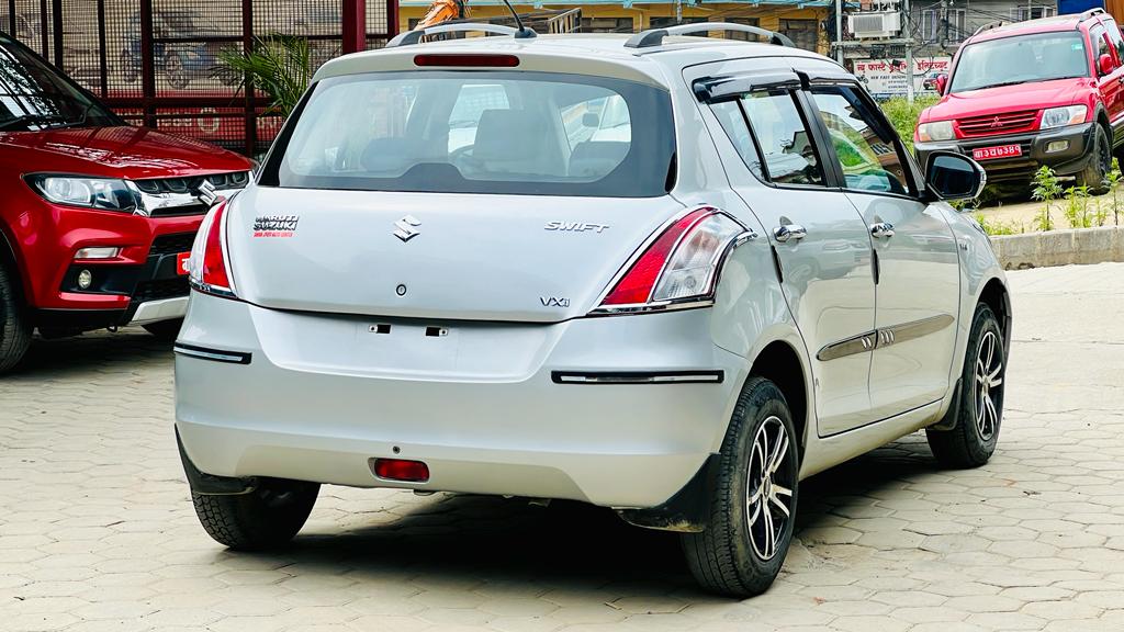 Suzuki Swift Vxi 2017-2017model- Rs.2125000 - buy hyundai, suzuki, kia ...