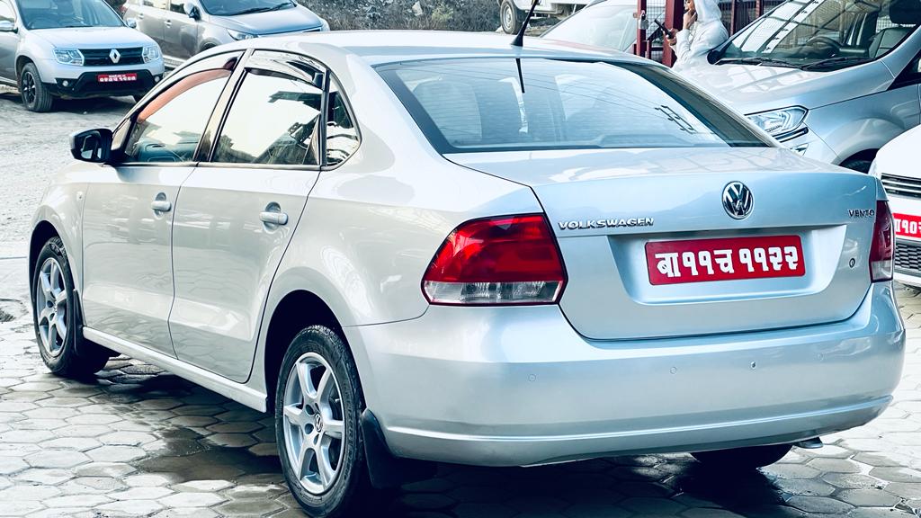 Volkswagen Vento 1.6 High line-2013model- Rs.2075000 - buy hyundai ...